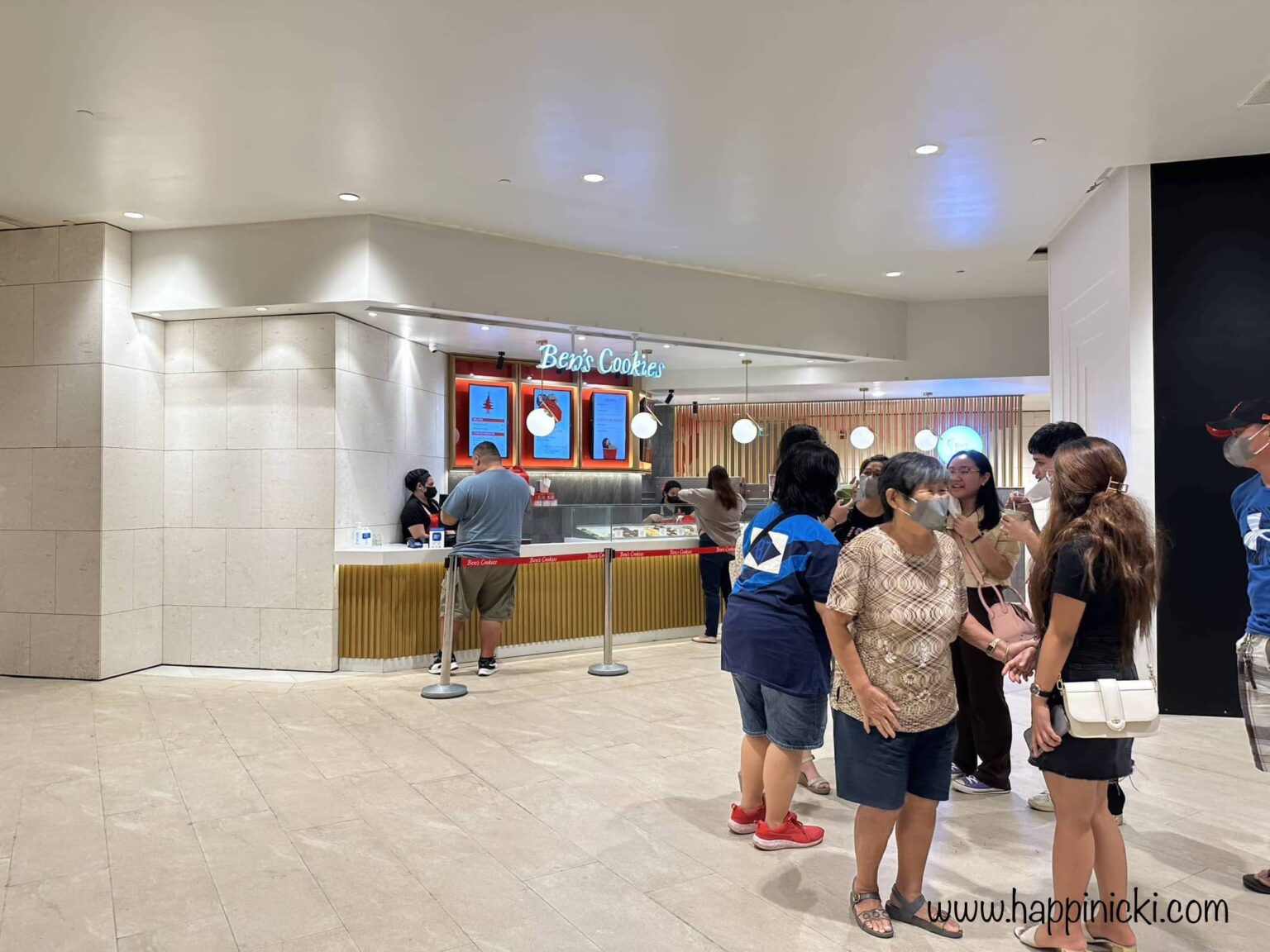 Mitsukoshi Mall: A Glimpse of the New Japanese Mall in BGC - Happinicki