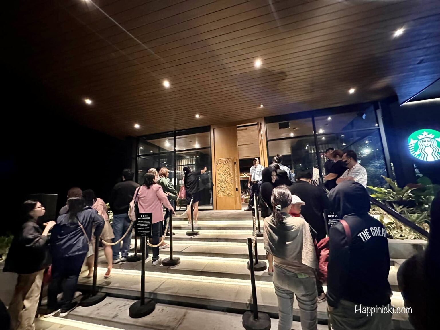 We Visited Starbucks Reserve Hiraya To See If It S Worth The Hype