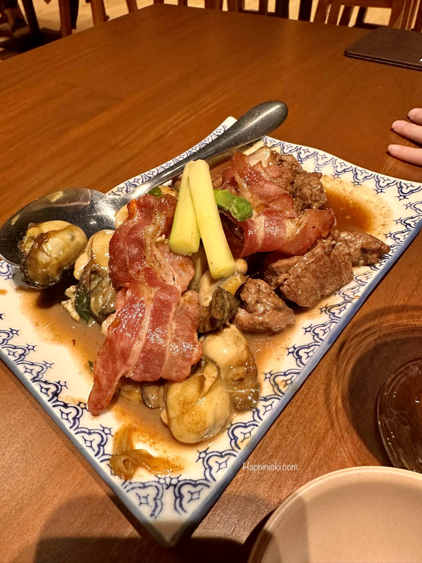 Discover the Dishes We Love at Tomo Japanese Dining - Happinicki